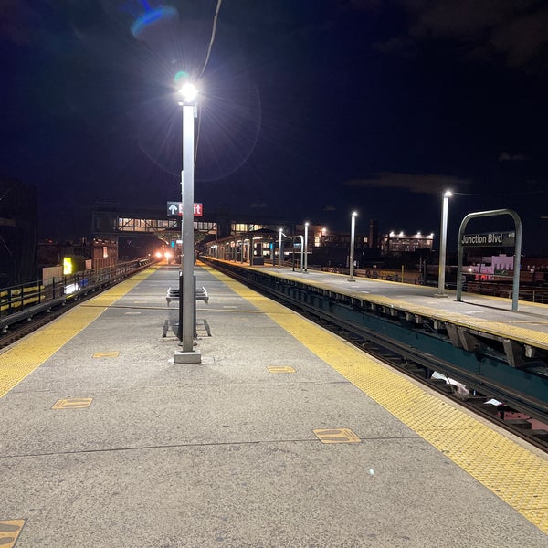 Photos at MTA Subway - Junction Blvd (7) - South Corona - 16 tips