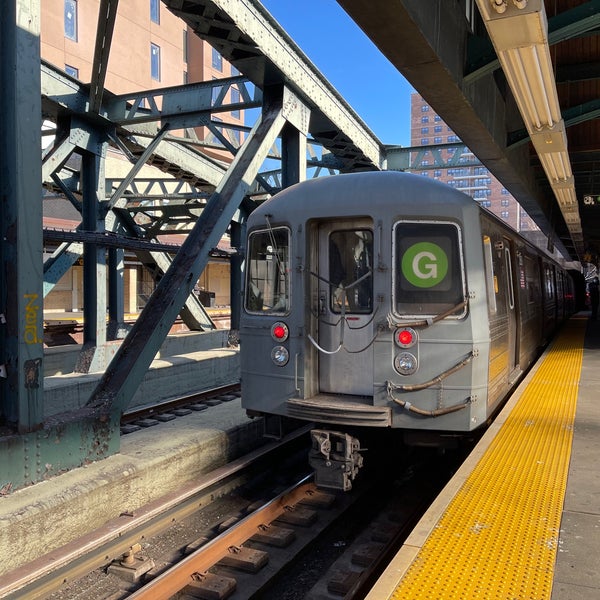 Photos at MTA Subway - 4th Ave/9th St (F/G/R) - Metro Station in Gowanus