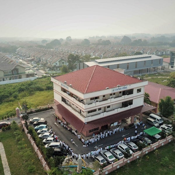 Ti-Ratana Vihara - Buddhist Temple