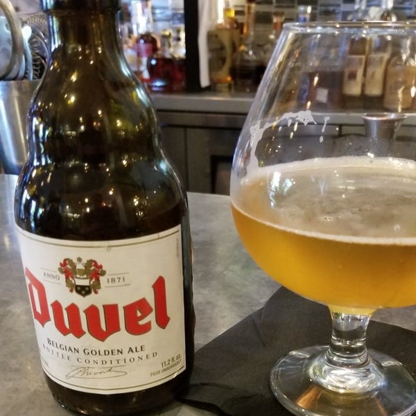 Butch's Dry Dock - Wine Bar in Holland