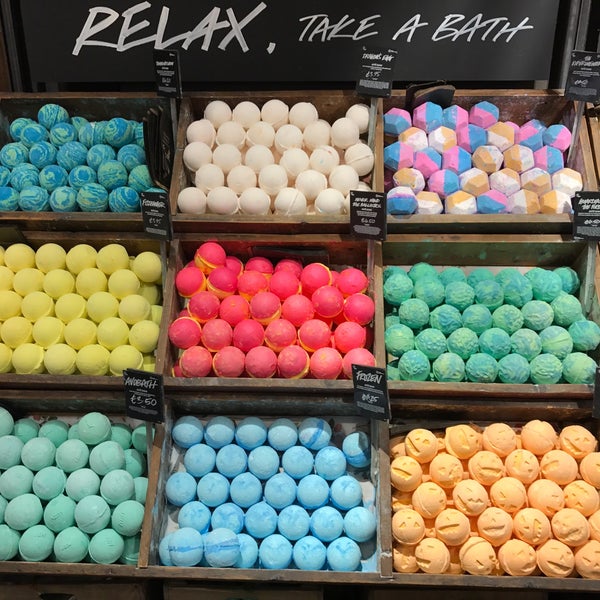 Lush - Cosmetics Store in Mayfair