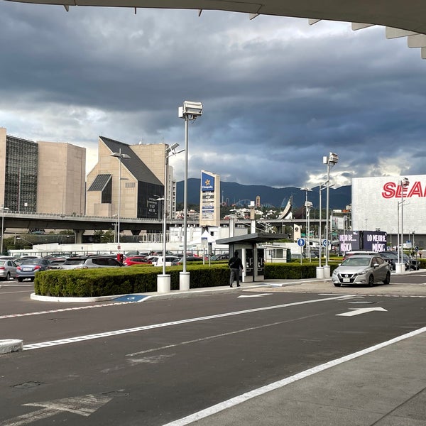 Centro Comercial Perisur - Shopping Mall