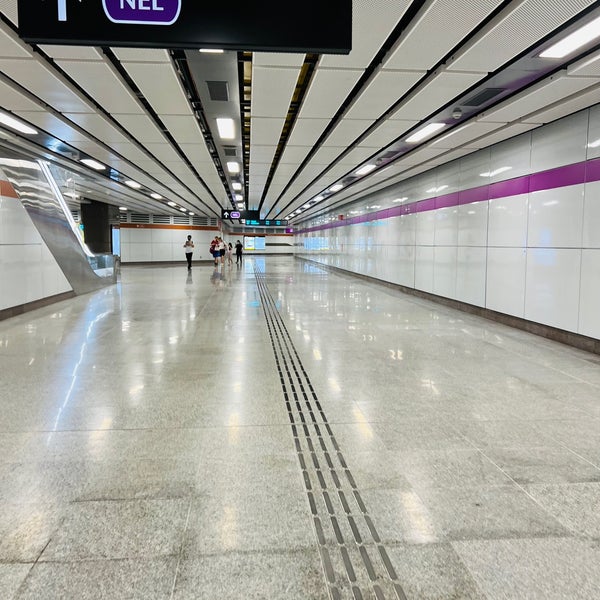 Photos at Outram Park MRT Interchange (EW16/NE3) - Metro Station in ...