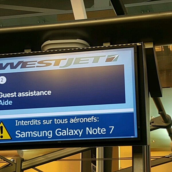 Photos at WestJet Check-in - Sea Island - 3380 Grant McConachie Way