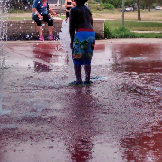 Bartholomew Park Splashpad - Swimming Pool in Austin