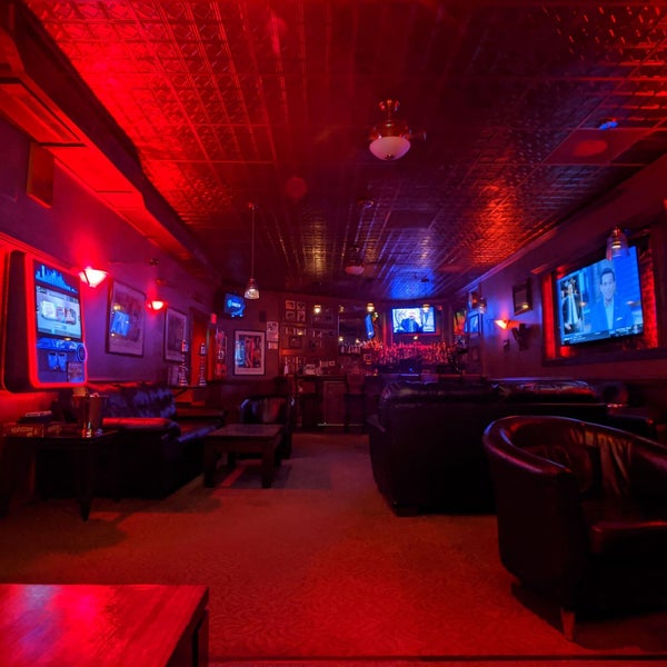 Dempsey's Sports Bar - Sports Bar in Bloomfield