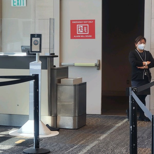 Gate G4 - 4 tips from 1539 visitors