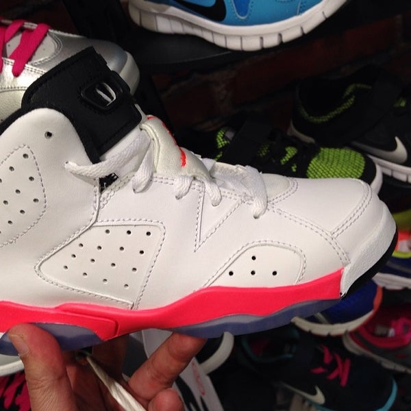 Foot Locker - Melbourne CBD - Melbourne, VIC