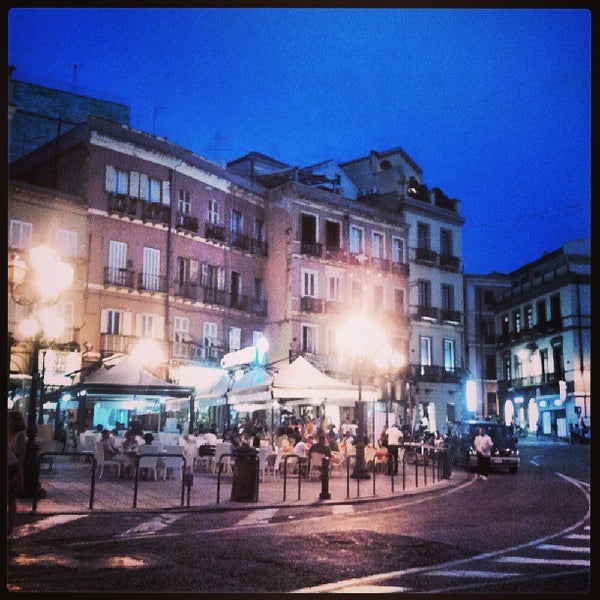 Piazza Yenne - Cagliari, Sardegna