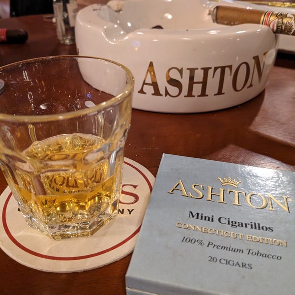 Holt's Cigar Company - Northeast Philadelphia - 8 tips from 255 visitors