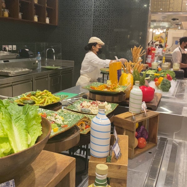 Souk Kitchen - Middle Eastern Restaurant in Abu Samrah