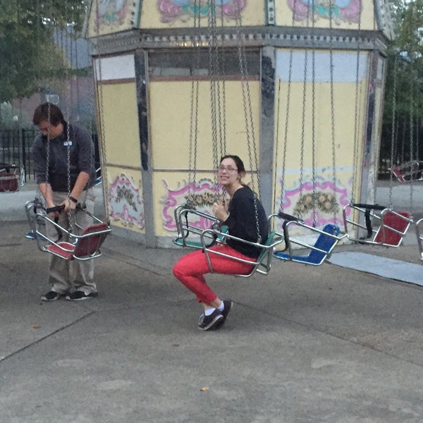 Wave Swinger - Cedar Point