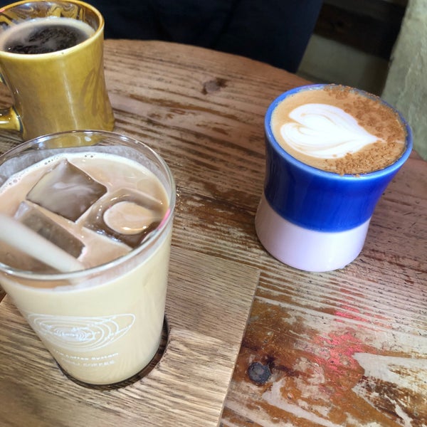 manu coffee 春吉店 - Coffee Shop in 福岡市