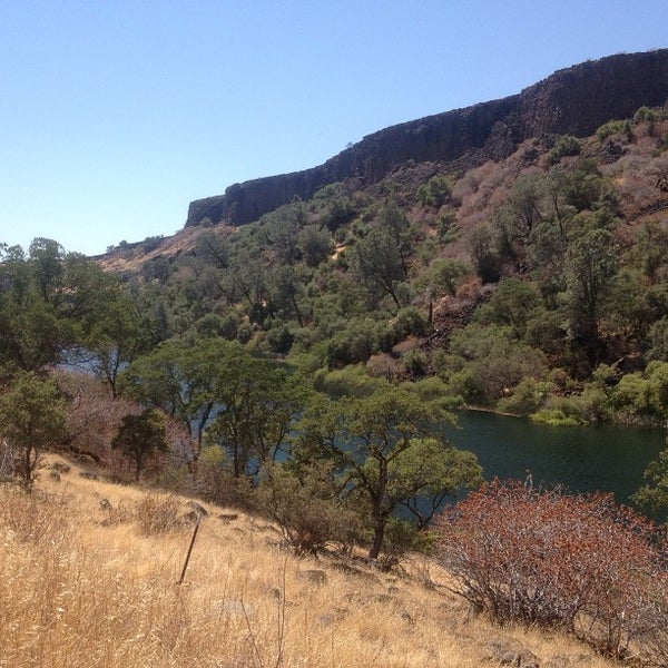 Lake Tulloch, CA - 14 visitors