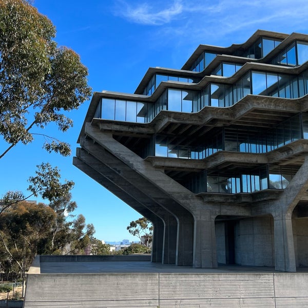 Geisel Library - College Library