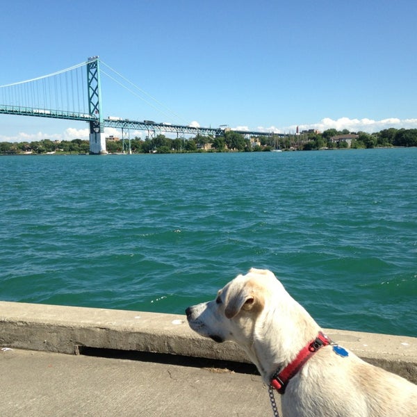 Riverside Park Boat Launch - Detroit, MI