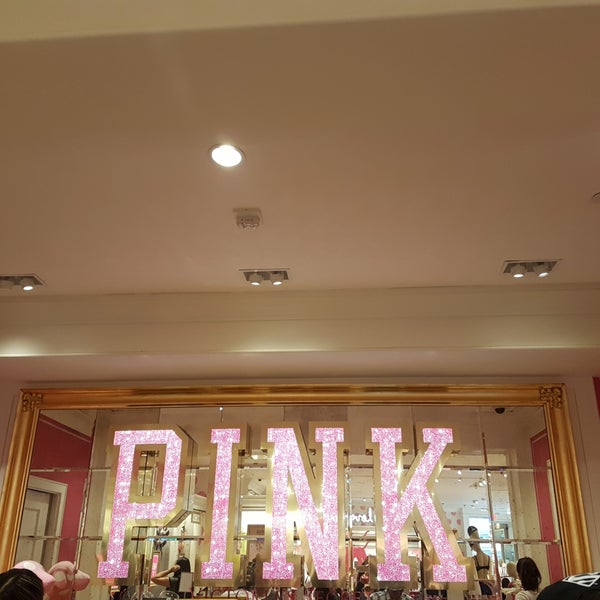 Victoria's Secret PINK - Lingerie Store in Hollywood