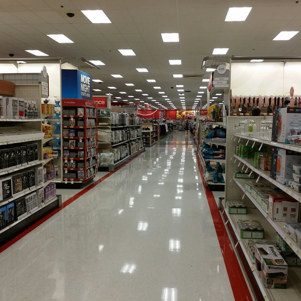 Target - Big Box Store in Wilshire Estates - Savannah Mall