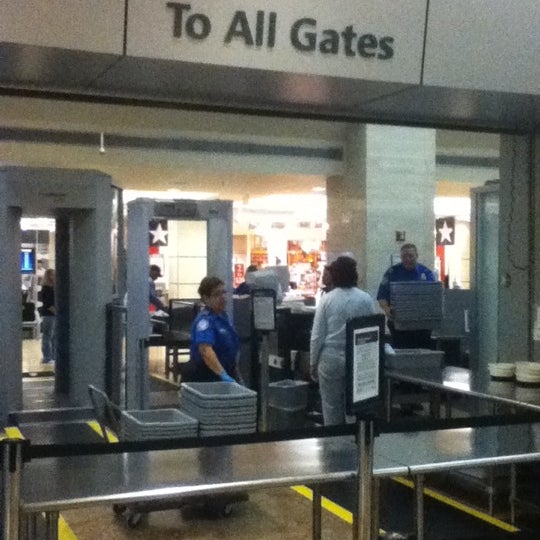 TSA Security Gate - 1 tip