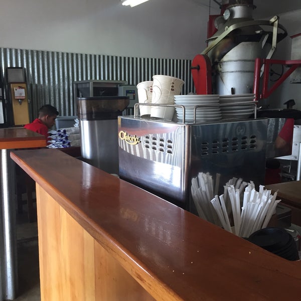 Cafe Milagro Coffee Roaster - Quepos, Puntarenas