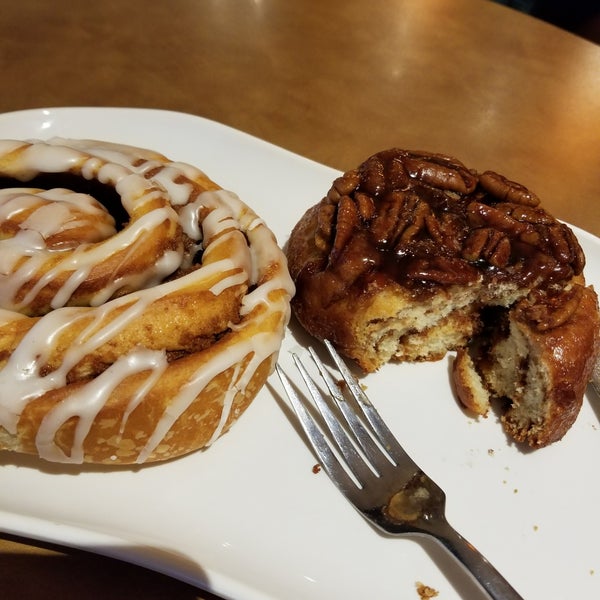 Saint Louis Bread Co. - 24 tips