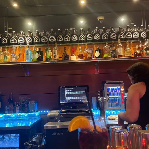 Vicente's Cuban Cuisine - Cuban Restaurant in Detroit