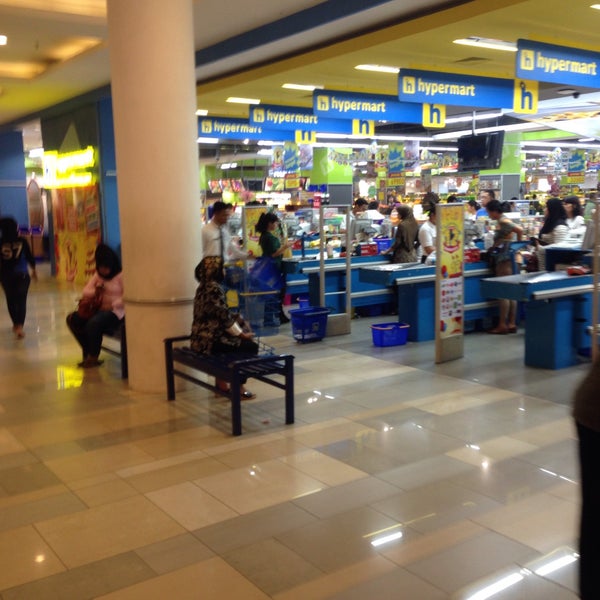 hypermart - Supermarket in Pasar Minggu
