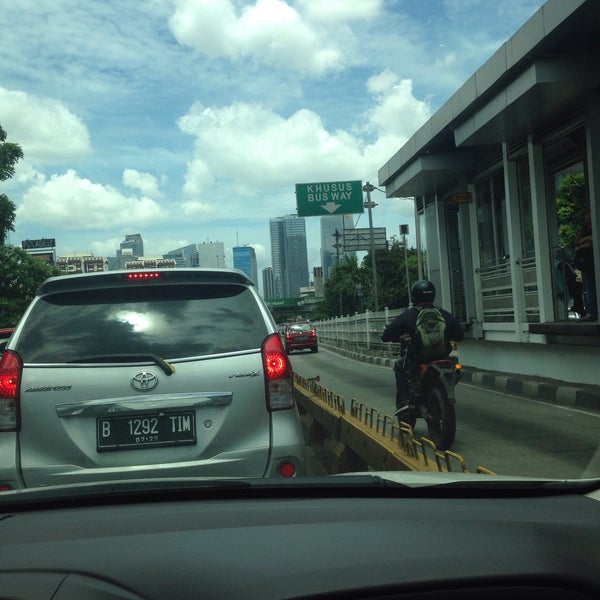 Mampang Prapatan - Neighborhood