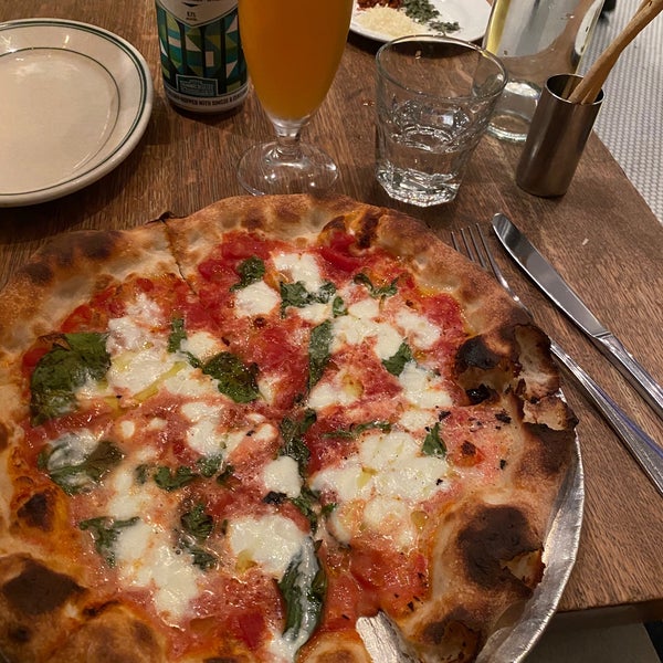 Photos at Pizzeria Delfina - Mission Dolores - 266 tips from 8813 visitors