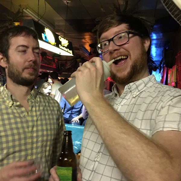 Dan's Cafe - Dive Bar in Adams Morgan