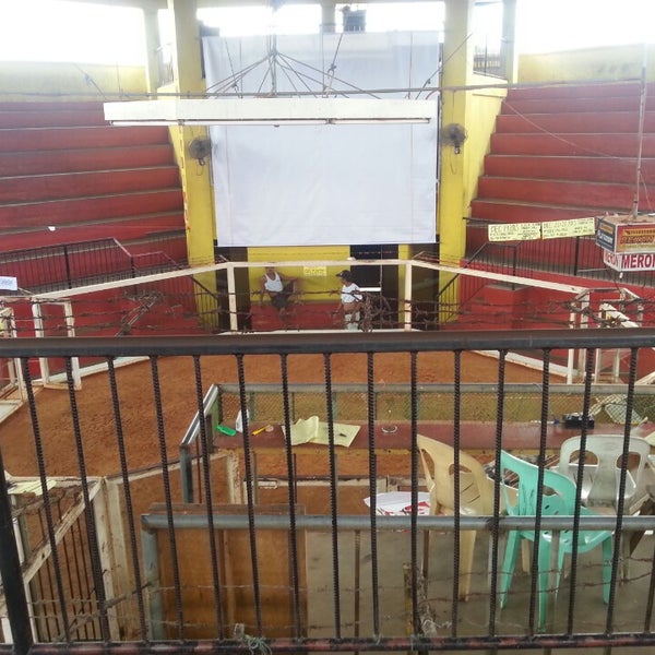 cagsawa cockpit arena - 9 visitors