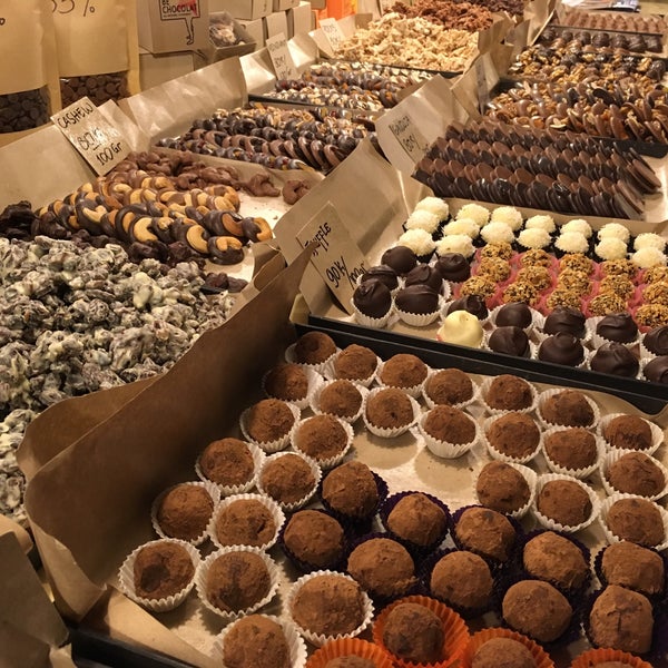 Be Chocolate by Michel Clement - Chocolate Shop