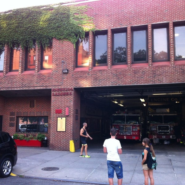 FDNY Engine 24/Ladder 5 - Hudson Square - 80 visitors