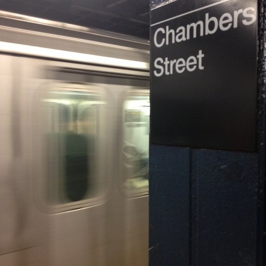 MTA Subway - Chambers St (1/2/3) - Metro Station in Tribeca