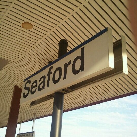 LIRR - Seaford Station - Sunrise Hwy.