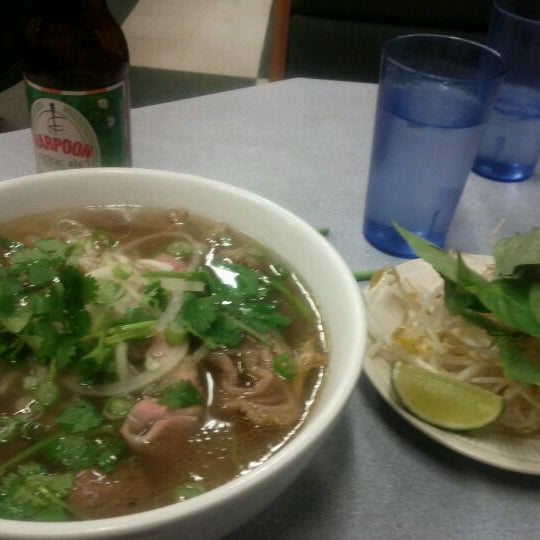 Pho Hong - Vietnamese Restaurant in Burlington