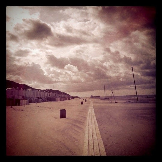 Strand Dishoek - 4 tips from 787 visitors