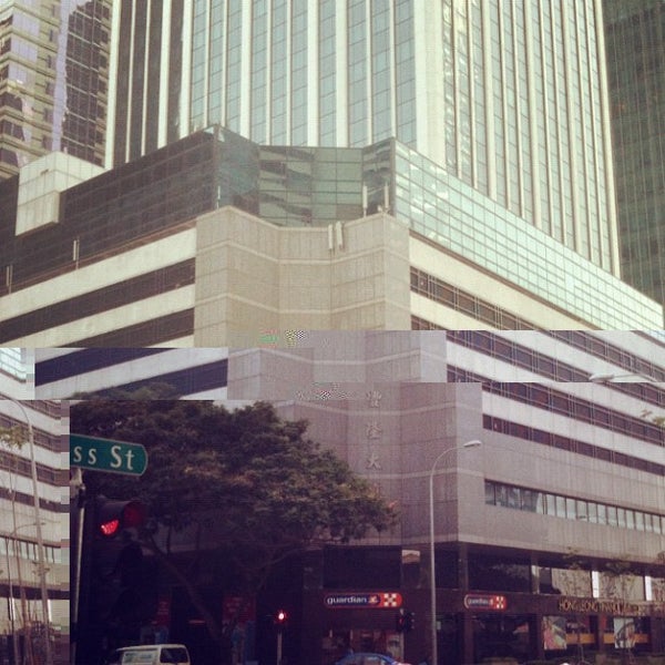 Photos at Hong Leong Building - Structure in Financial District