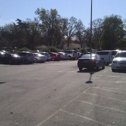 Gregory Gardens Elementary - Elementary School