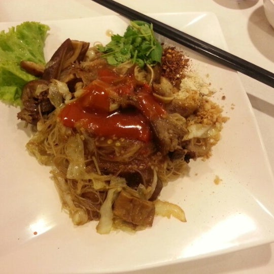 Inle Myanmar - Burmese Restaurant in Downtown Core