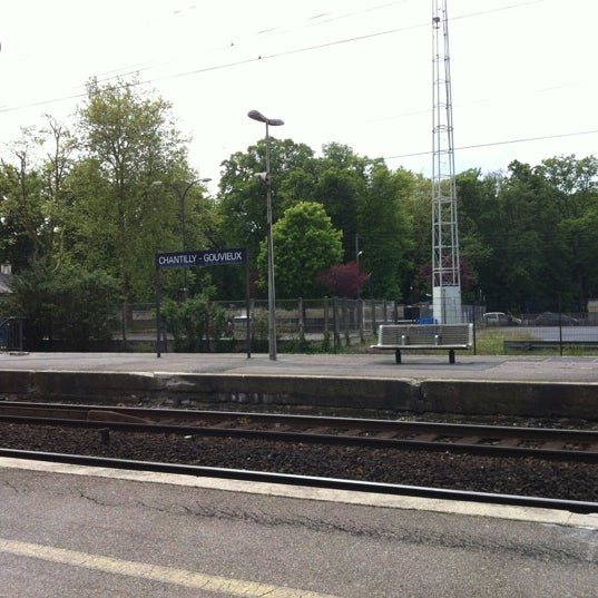 Gare SNCF de Chantilly - Gouvieux - Train Station in Chantilly