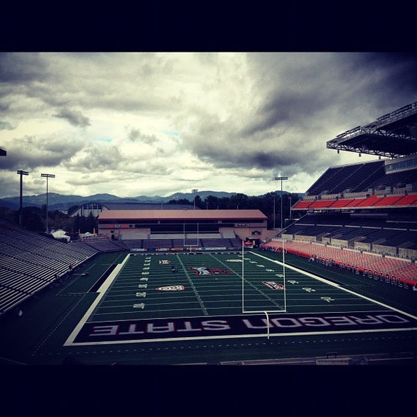 Reser Stadium - 660 SW 26th St