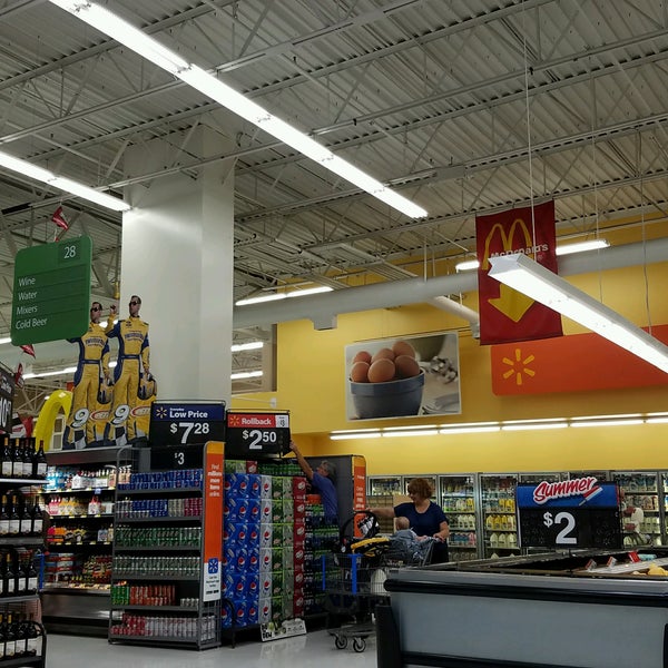 Walmart Supercenter - 9 tips from 1031 visitors