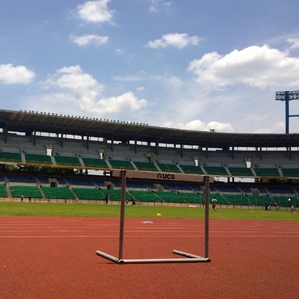 Jawaharlal Nehru Indoor Stadium - 1 tip from 70 visitors