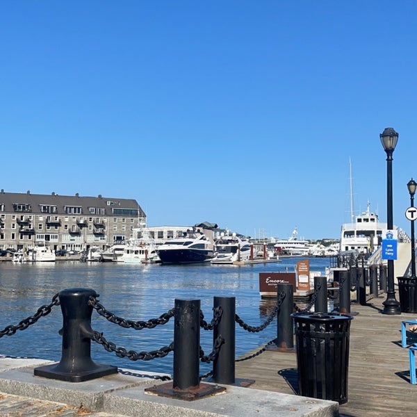 Boston Harborwalk - Waterfront - 12 tips from 3223 visitors