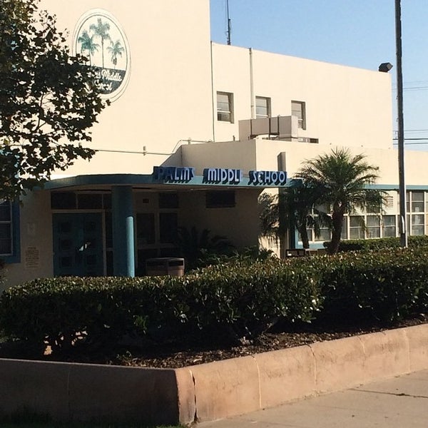 Palms Middle School - Mar Vista - 10860 Woodbine St