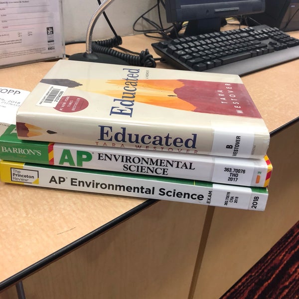 Photos at KCLS Bothell Library - 4 tips from 445 visitors