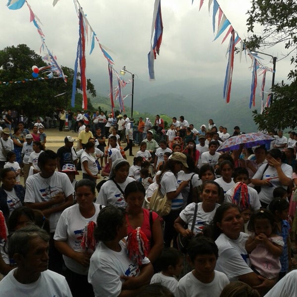 Parque central de Jicalapa - 4 visitors