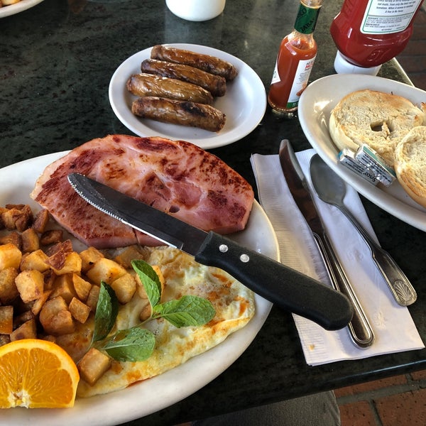 Foxy's Restaurant - 90 tips