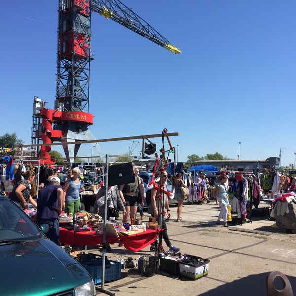 Vlooienmarkt - Stadsdeel Noord - IJhallen